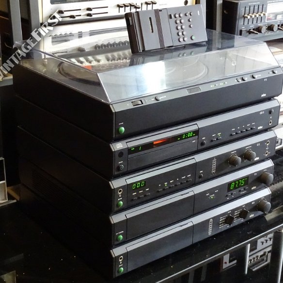 Braun A2 + C2 + CD3+ P3 + RC1 + T2 AudioVintageFirst